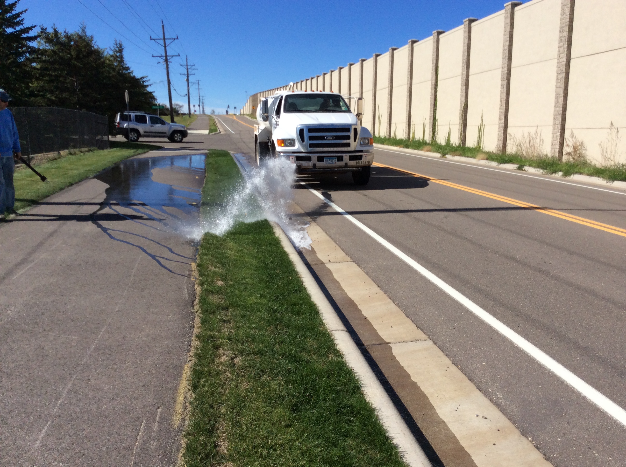 Improving Roadside Turfgrass Establishment | Crossroads