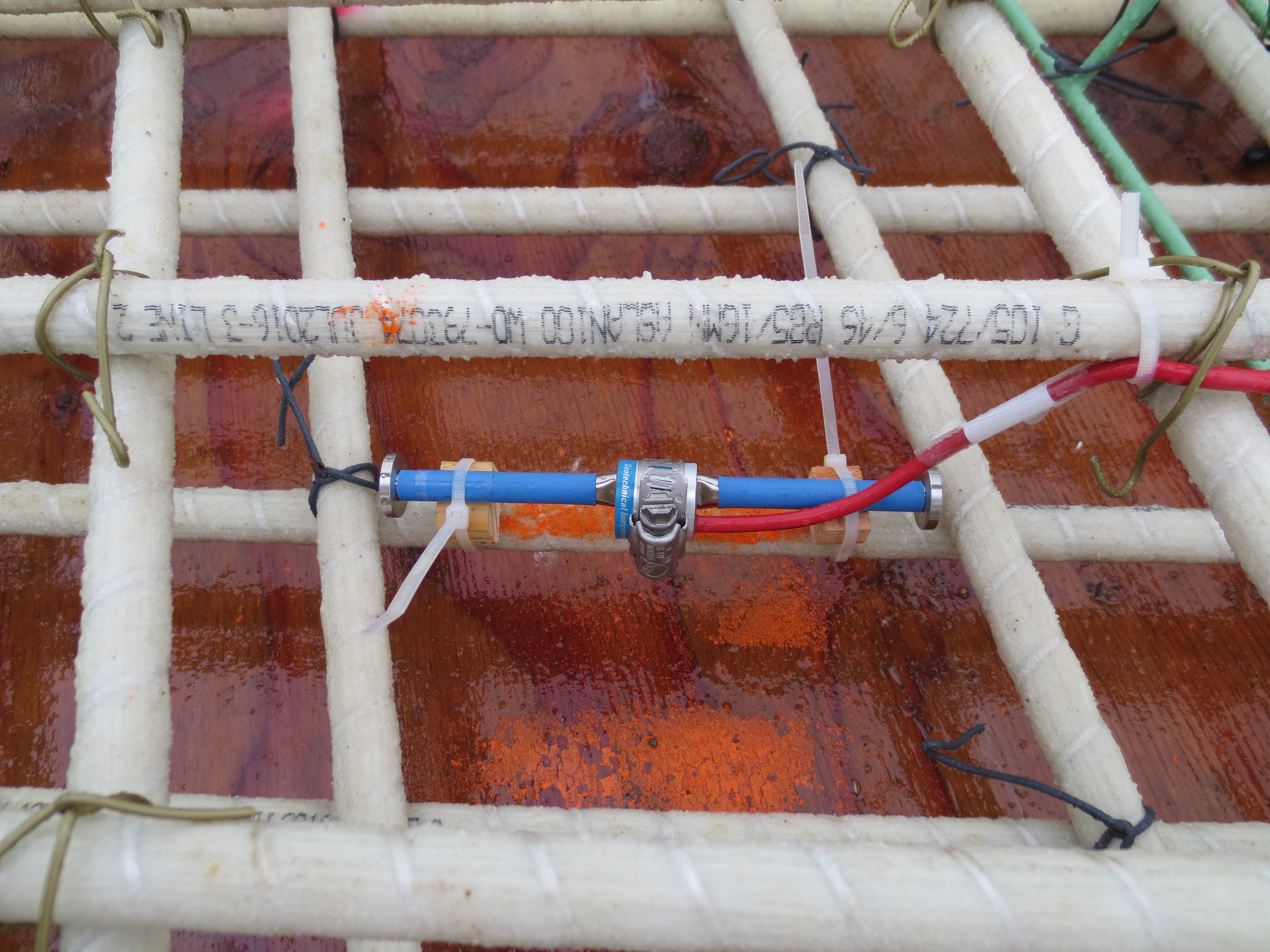 GFRP Rebar Shows Promise for Use in Bridge Decks | Crossroads
